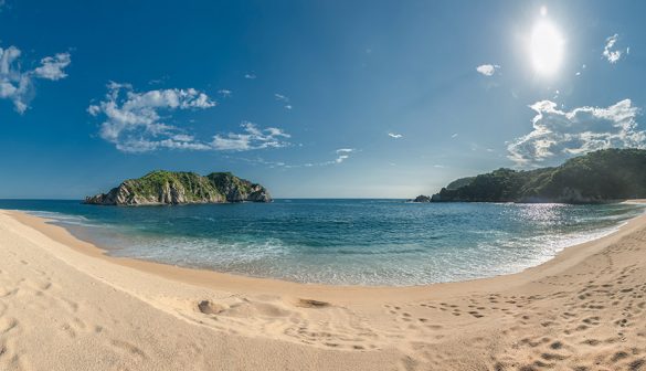 CONOCE LA BAHÍA DE TANGOLUNDA EN HUATULCO, OAXACA